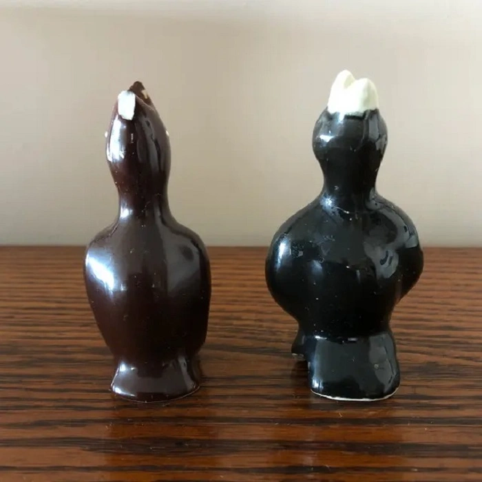 Vintage Pie Birds: A Charming Piece of Culinary History